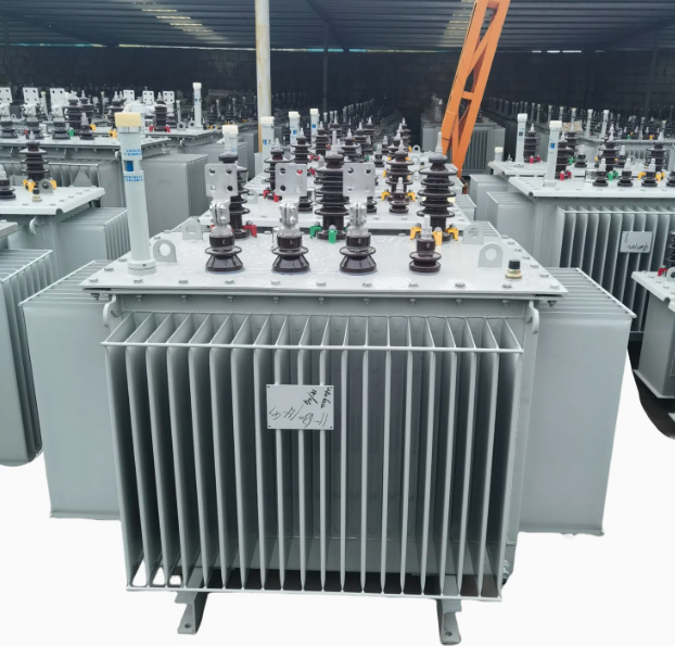 transformateur électrique triphasé haute tension 1000kVA 800kVA 400V 230V immergé dans l'huile ...